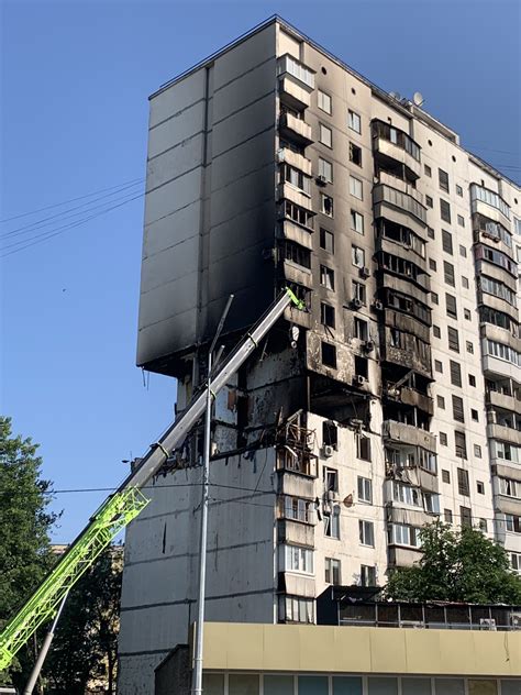 У Києві внаслідок вибуху газу у багатоповерхівці загинули три людини