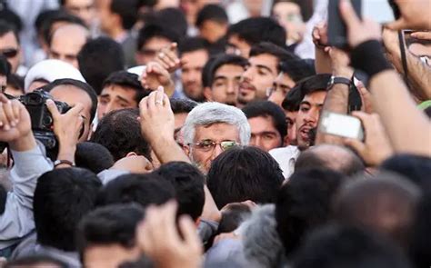 تصاویر تجمع حامیان جلیلی در ورزشگاه حیدرنیا