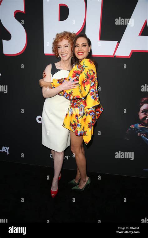 Los Angeles Ca Usa 19th June 2019 Kathy Griffin And Aubrey Plaza