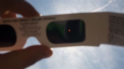Can You Look At A Solar Eclipse Without Sunglasses 2025 Free Guide
