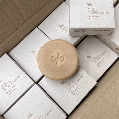 Dr. Ceuracle Vegan Kombucha Tea Creamy Wash Bar веганское крем-мыло для ...