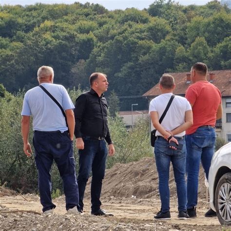 У току уређење корита ријеке Хоче