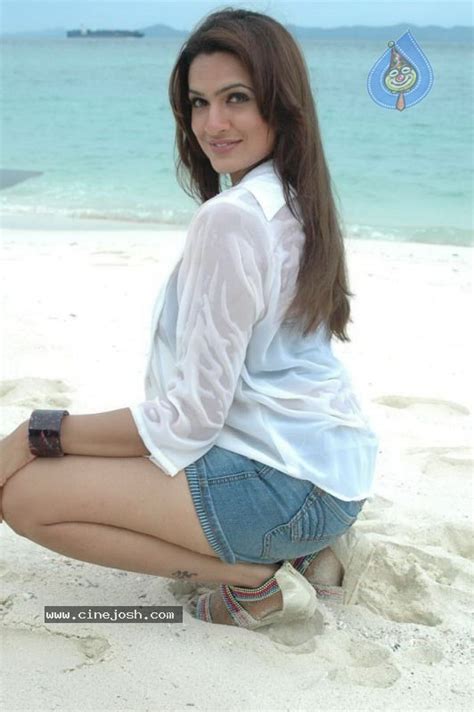 Aditi Agarwal Spicy Stills Photo Of