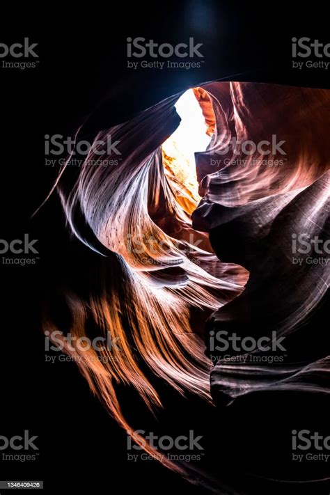 어퍼 앤텔로프 캐년 슬롯 캐년 암석 형성 관광에 대한 스톡 사진 및 기타 이미지 관광 나바호 문화 나바호 인디언 보호 구역 Istock