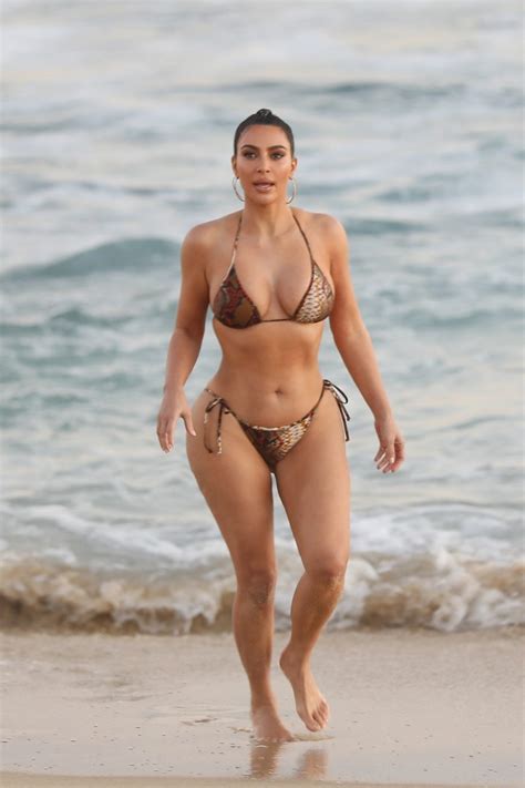 Kim Kardashian Sexy Bikini Set Bts Photos The Fappening