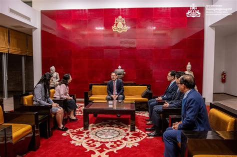 នៅព្រឹក ថ្ងៃទី២៨ ខែមករា ឆ្នាំ២០២៤ ឯកឧត្តម សុខ ចិន្តាសោភា ឧបនាយករដ្ឋមន្ត្រី… ក្រសួងព័ត៌មាន