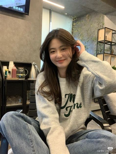 Ghim Của Jeslyyn💐🎸 Trên Cewe Korea Chụp ảnh Thời Trang Tư Thế Chụp ảnh