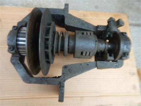 Older Clausing 5914 Metal Lathe Countershaft Assembly