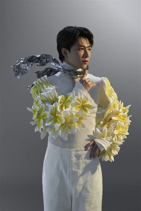 Anh T Atus Kh P L I Anh Trai Say Hi T I Kh Ng Luy N Ti C Hay H I H N I U G Moli Star