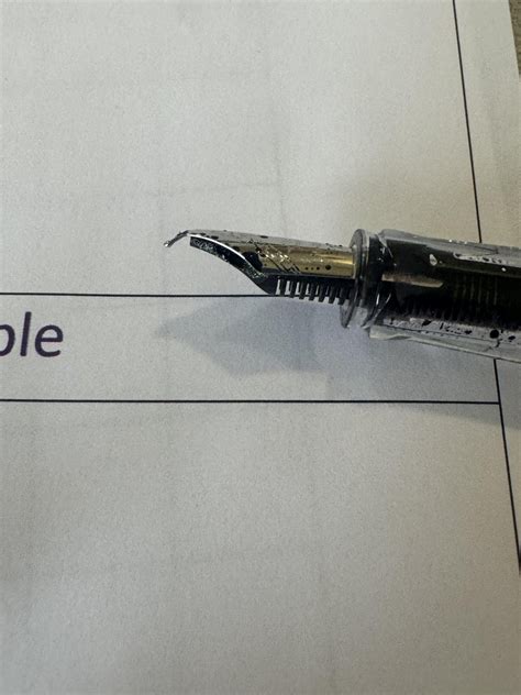 [Pen Gore] Dropped my Eco at work - Jinhao nib took it like a champ and bent right back 😎 : r ...