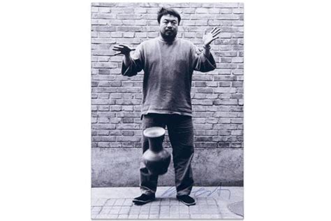 Ai Weiwei Dropping A Han Dynasty Urn 1995 Mutualart