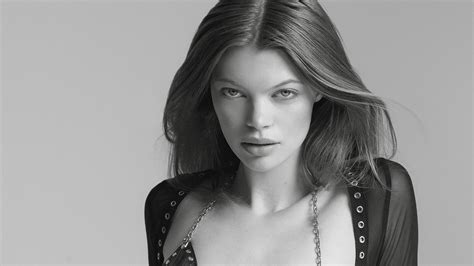 Aariana Rose Philip Women Model Milk Management The Milk Collective