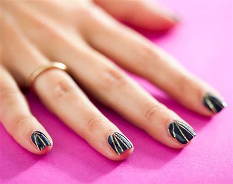14 Striped Nail Art Tutorials To Try Now Brit Co