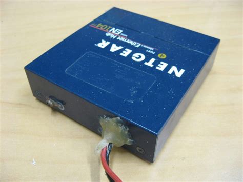 Netgear En104tp 4 Port 10base T Ethernet Hub Used Max Marine Electronics