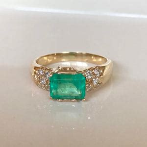 160 Carat Vintage Natural Emerald Ring With Diamond Accents 14 Karat