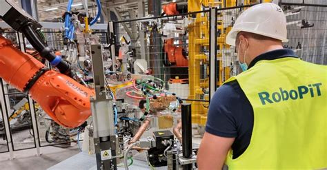 Robotics Robopit Automotiveinnovation Industry40 Teamwork Expertise Robopit Srl