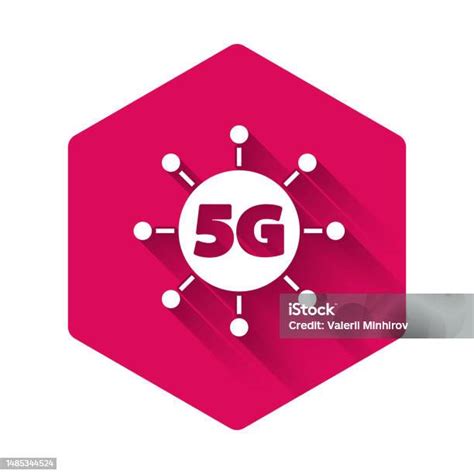 긴 그림자로 격리 된 흰색 5g 새로운 무선 인터넷 와이파이 연결 아이콘 글로벌 네트워크 고속 연결 데이터 속도 기술 핑크