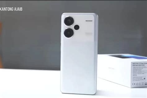 Rekomendasi Handphone Jutaan Rupiah Terbaik Dengan Kamera Jernih Di Tahun Timenews