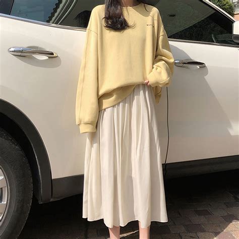 코디세트레터링 맨투맨 티셔츠주름 밴딩 롱스커트 세트 2j110613e