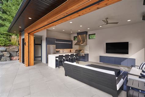Small Pool House Kitchen Ideas