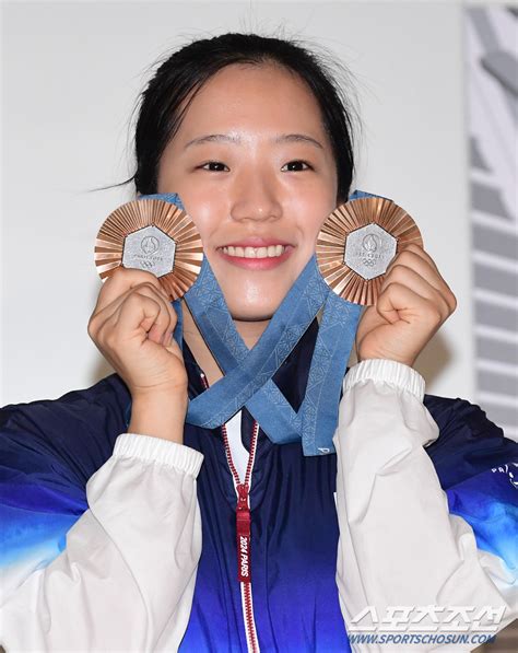 국민삐약이신유빈 3000만원 탁구협회선수x스태프에 총1억5000만원 메달 포상금대한항공x신한금융 후원에 감사 오피셜