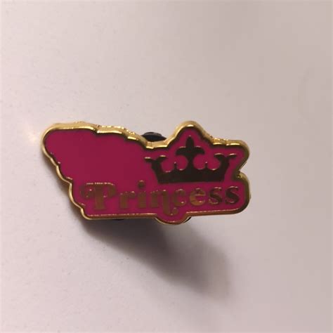 Is This An Error Pin R DisneyPinSwap