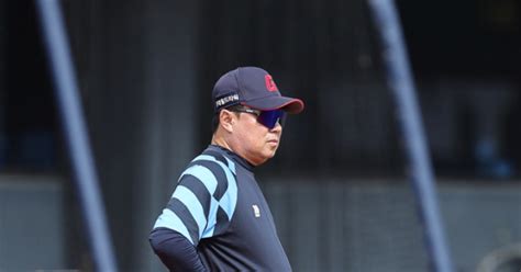 7년 연속 Ps 실패 김태형 감독 지휘 롯데 日 미야자키 수비 강화 캠프피칭 디자인 프로그램도 진행