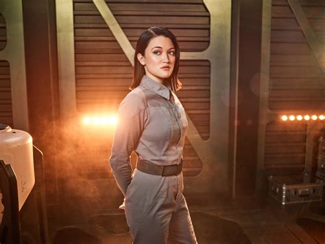 Download Soji Asher Isa Briones Tv Show Star Trek Picard Hd Wallpaper