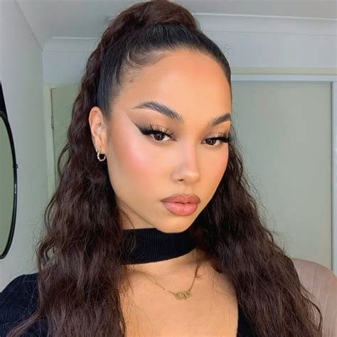 RUBY GRAHAM Ruby Graham Threads Say More