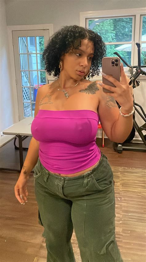 A Shaderoom Worker Sent Theses Shesfreaky