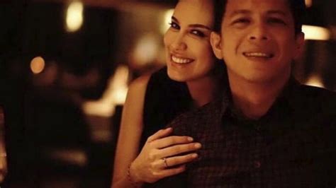 Bikin Heboh Ariel Noah Foto Bareng Cewek Cantik Beredar Bajunya Transparan Bangkapos Com