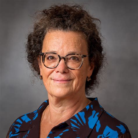 Oud Orthense Fike Van Der Burght Schrijft Boek ‘orthen Waar Bende Gebleve Foto Bd Nl