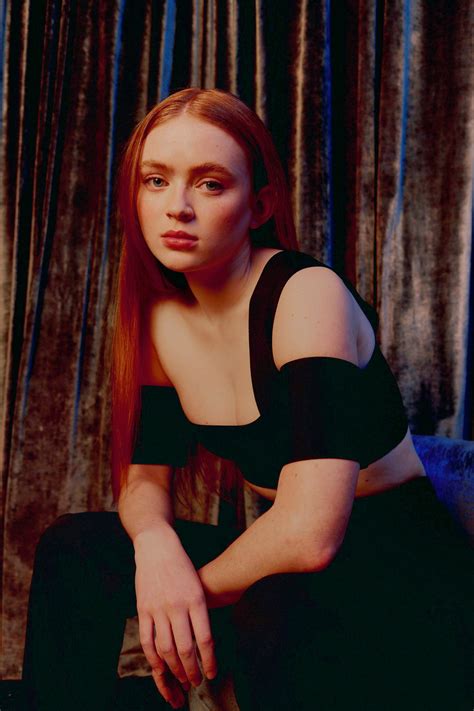 Sadie Sink Scrolller