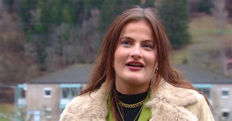 ‘winter Vol Liefde Amy Rose Showt Nieuwe Look ‘beeeeeldig Flair