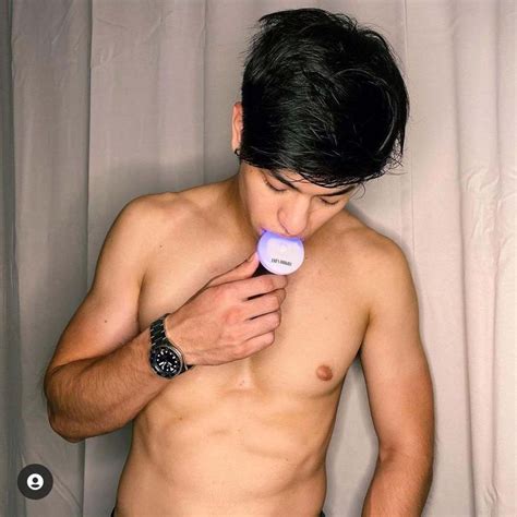 ไอเดีย Gmm Tv 220 รายการ นักแสดง ชาช่า นครดารา