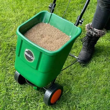 Miracle Gro Rotary Spreader Stewarts Garden Centre