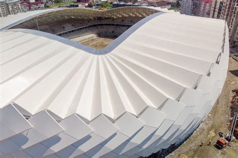 ბათუმის საფეხბურთო სტადიონის გადახურვა დასრულდა [ფოტო] Batumelebi • ბათუმის საფეხბურთო