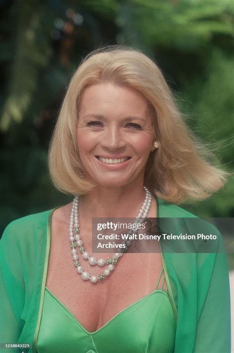 Angie Dickinson Appearing In The Abc Tv Mini Series Pearl News Photo