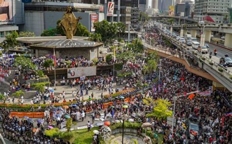 Edsa 40 Commemorative Rallies Largely Peaceful Manila Standard