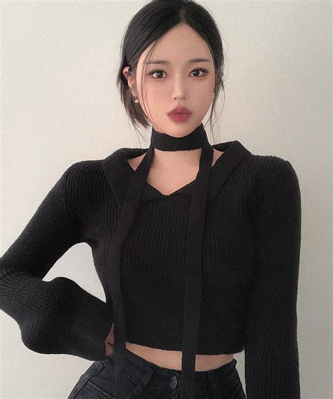 [🔥울10 저렴이비교x 도톰해요🔥] 원오프 나팔소매 카라 크롭 니트 머플러 스카프 세트 에이블리