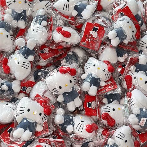 키치피치펀치 당일출고 Y2k 헬로키티 인형 키링 고전 키티 가방 키링 키치 하이틴 하라주쿠 갸루 백참 키링 인형 가방고리 유니크 희귀템 레어 젠지룩 고양이 일본 애니메이션 만화