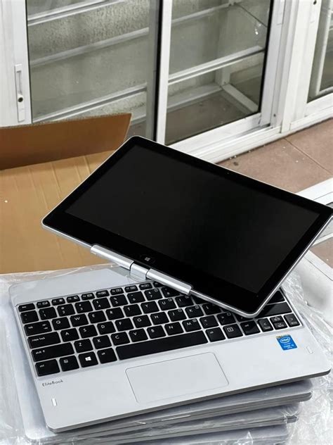 HP Elitebook Revolve 810 G3 5th Generation