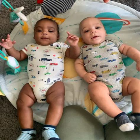 Amazing Biracial Couple Gives Birth To Two Different Race Babies One Black One White Baby AZ