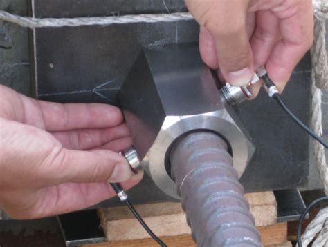 elastic wave simulation in ground anchors for the estimation of pre