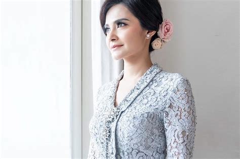 Sempat Terseret Skandal Video Panas Dengan Ariel Noah Hingga Dicerai