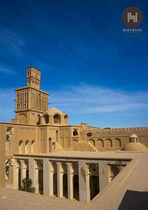 طراحی داخلی به سبک معماری سنتی ایران چگونه میباشد