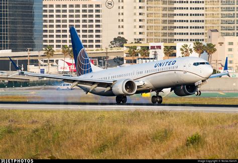 N37516 | Boeing 737-9 MAX | United Airlines | Niclas Karich | JetPhotos