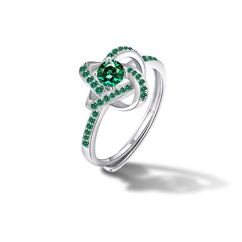 Celtic Knot™ 18k Emerald Ring Celtic Knot Jewellery