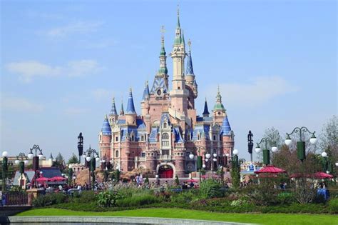 نفاد تذاكر شنغهاي ديزني لاند في 3 دقائق صحيفة اليوم