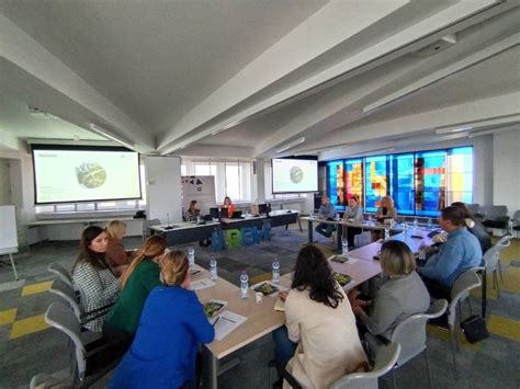 Esg Privrednakomorabeograd Sustainability Csr Odrzivostirazvoj